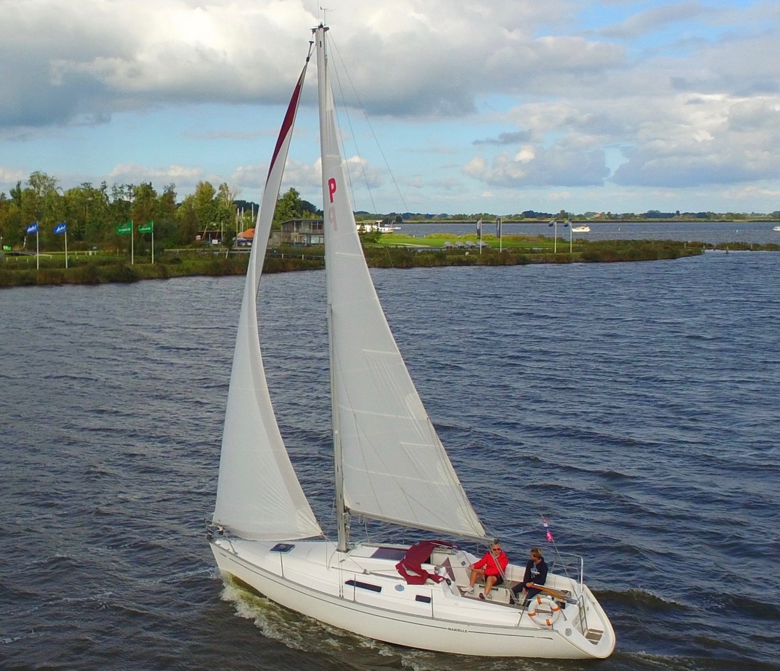 Dufour 30 classic sailing yacht rental